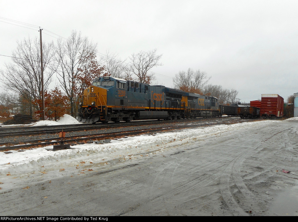 CSX 3266 & 948